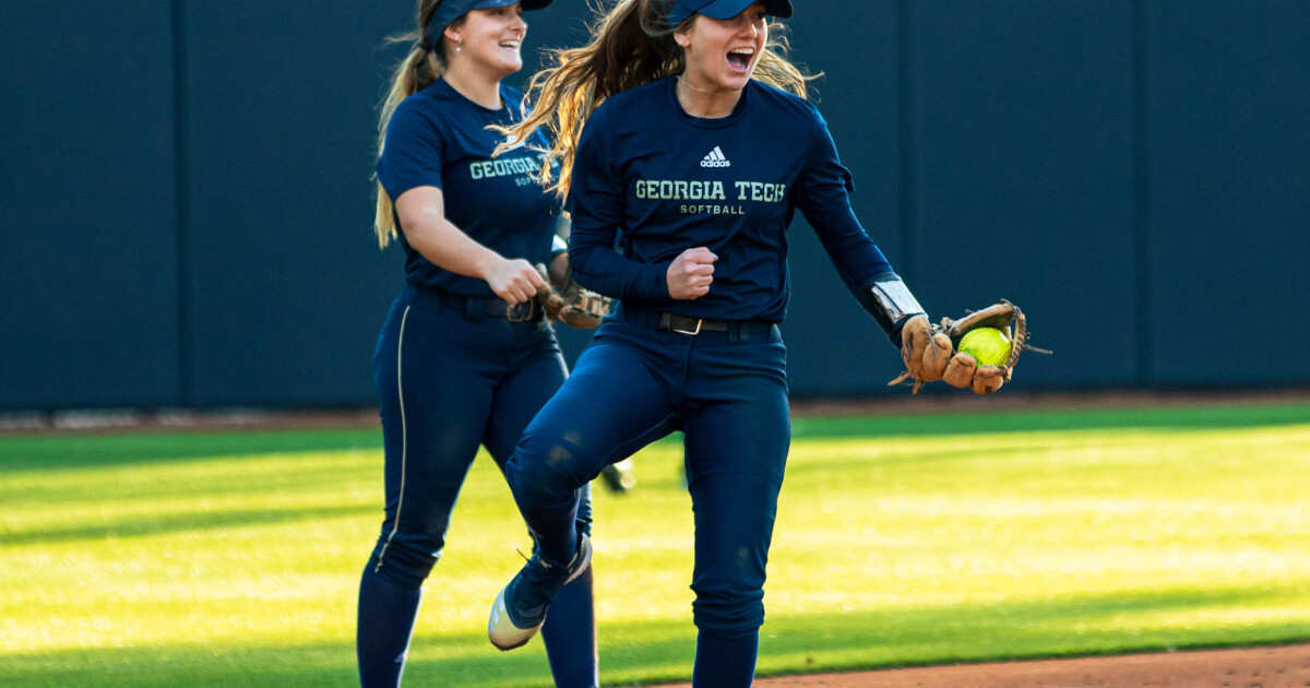 Gallery: Softball Practice 1 – Georgia Tech Yellow Jackets