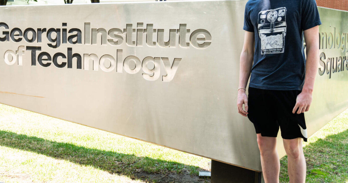 Blue Cain Signs Letter-of-Intent with Men's Basketball – Men's ...