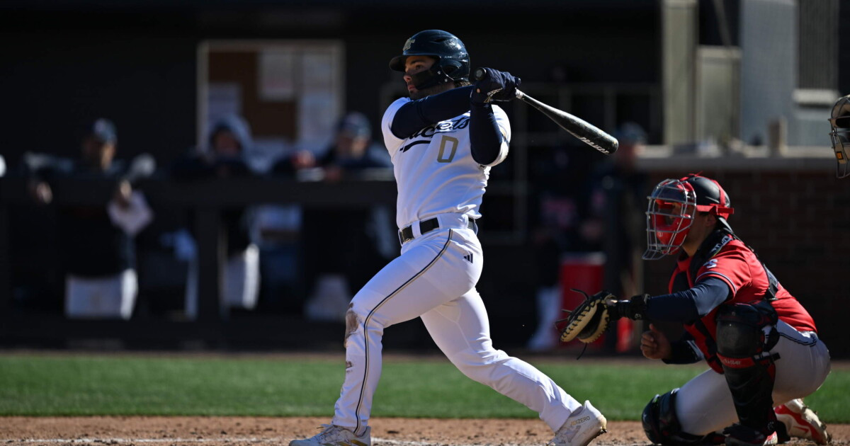 Jackets Shut Out by Huskies – Baseball — Georgia Tech Yellow Jackets