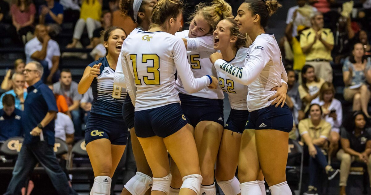 Jackets Complete Comeback Win Over Clemson – Volleyball — Georgia Tech ...