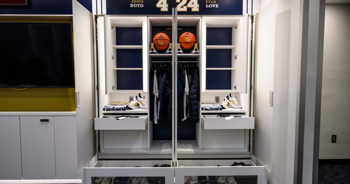 PHOTOS/VIDEO: Women's Basketball Locker Room Unveil – Women's ...