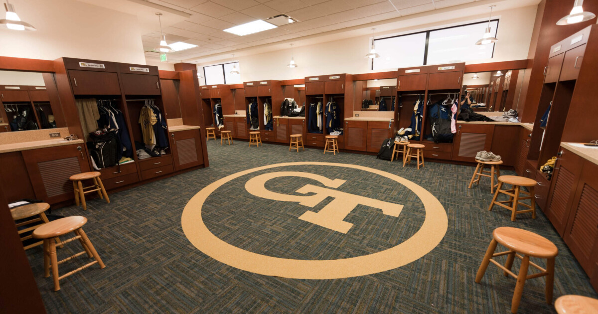 VIDEO: Locker Room Project Connects Past, Present & Future – Georgia ...