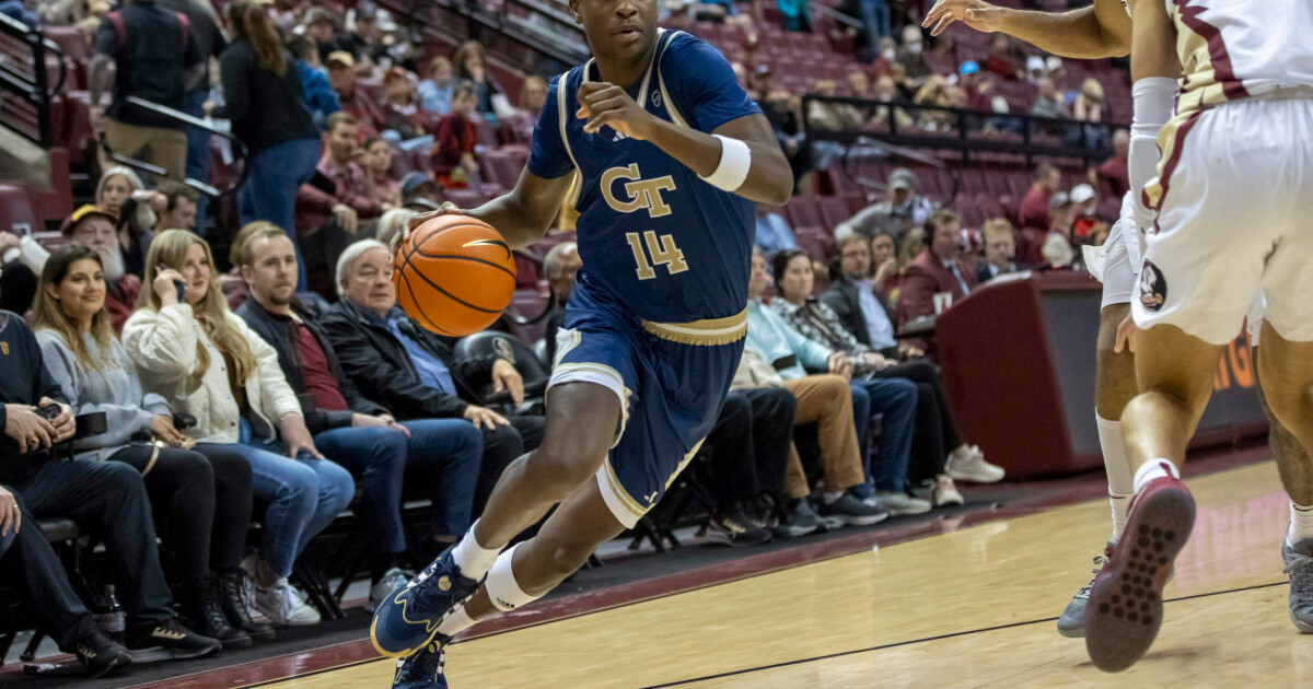 FRIDAY REWIND: Kowacie Reeves, Jr., 2023-24 Highlights – Men's ...