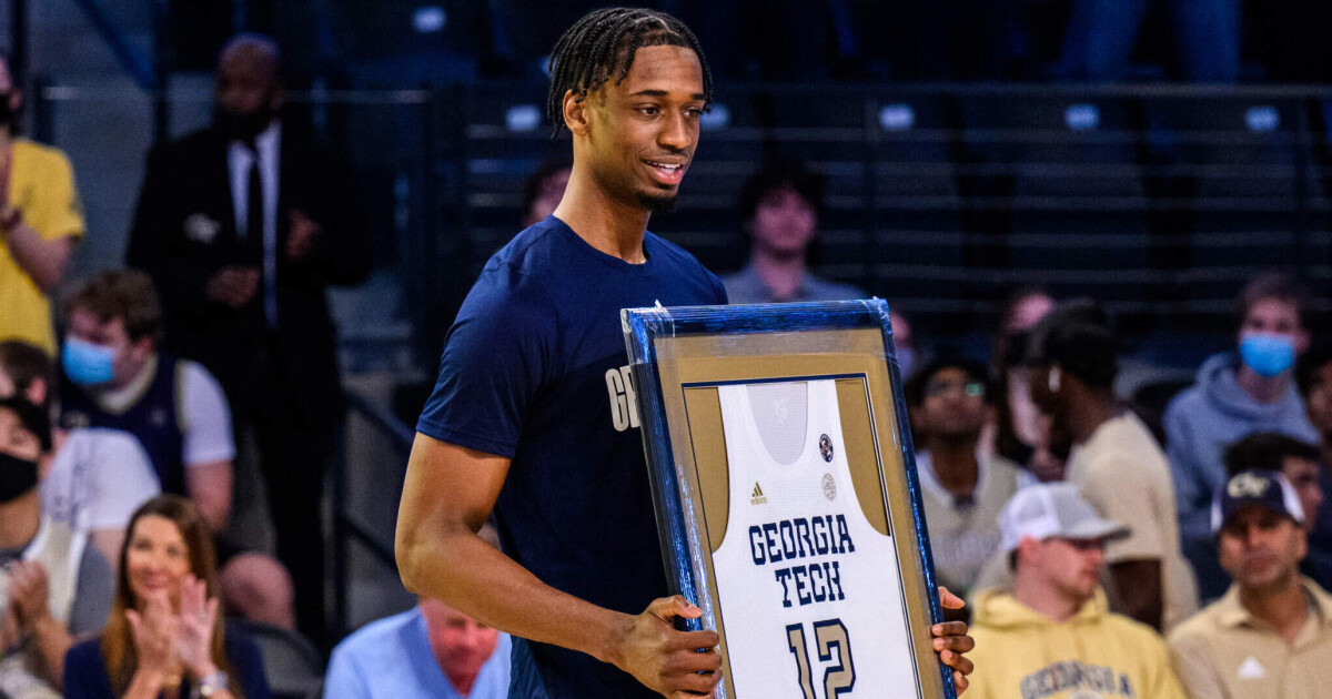 Gallery: Senior Michael Devoe – Men's Basketball — Georgia Tech Yellow ...