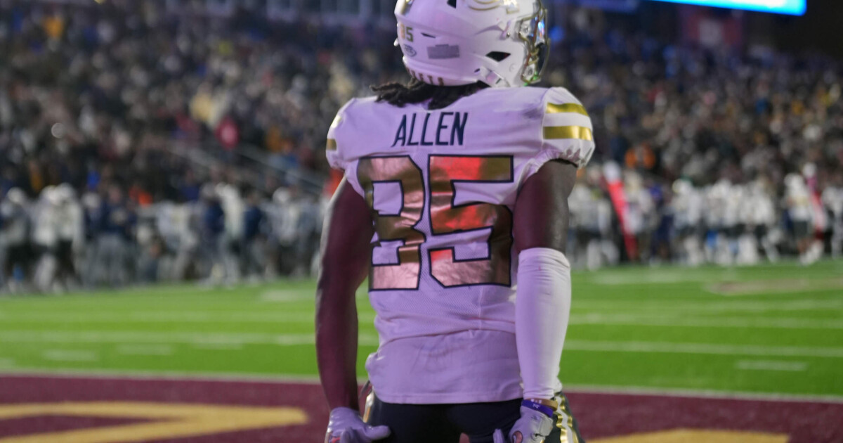 Photos: Football at Boston College – Football — Georgia Tech Yellow Jackets