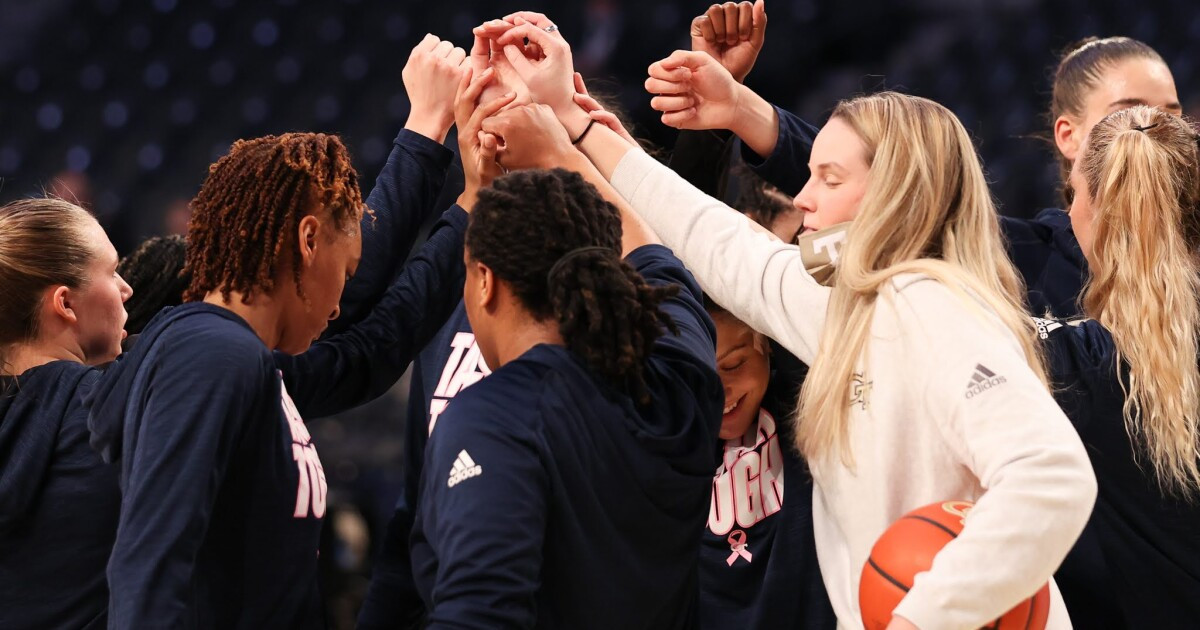 PHOTOS: Women’s Basketball vs. Virginia – Georgia Tech Yellow Jackets