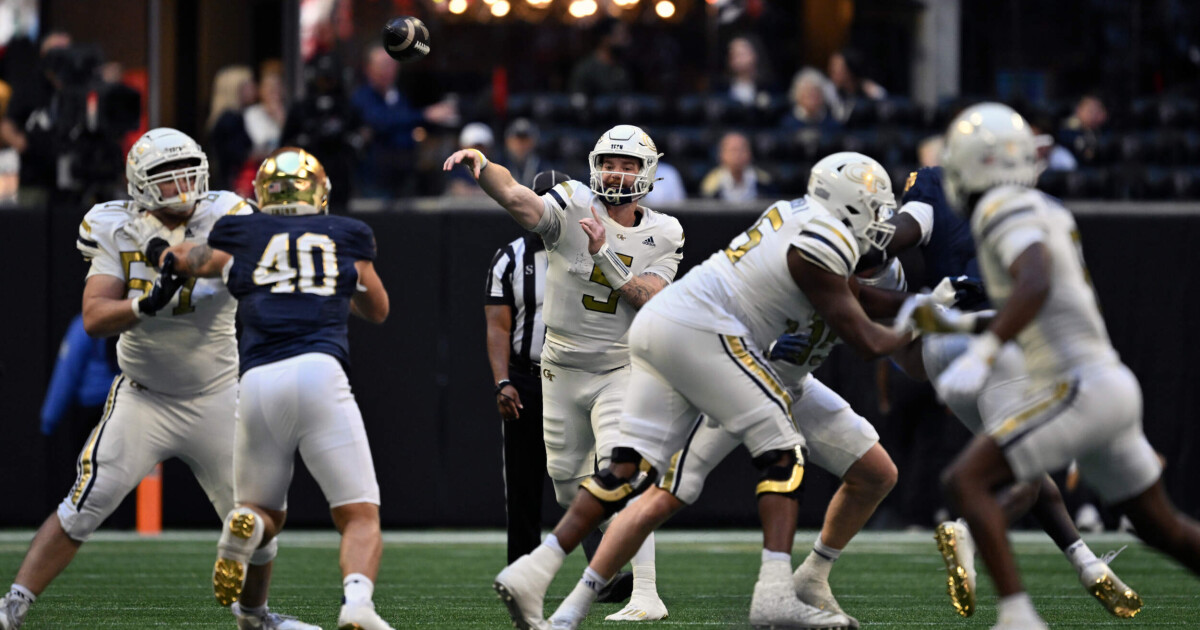 Jackets Drop 31-13 Decision to Fighting Irish – Football — Georgia Tech ...