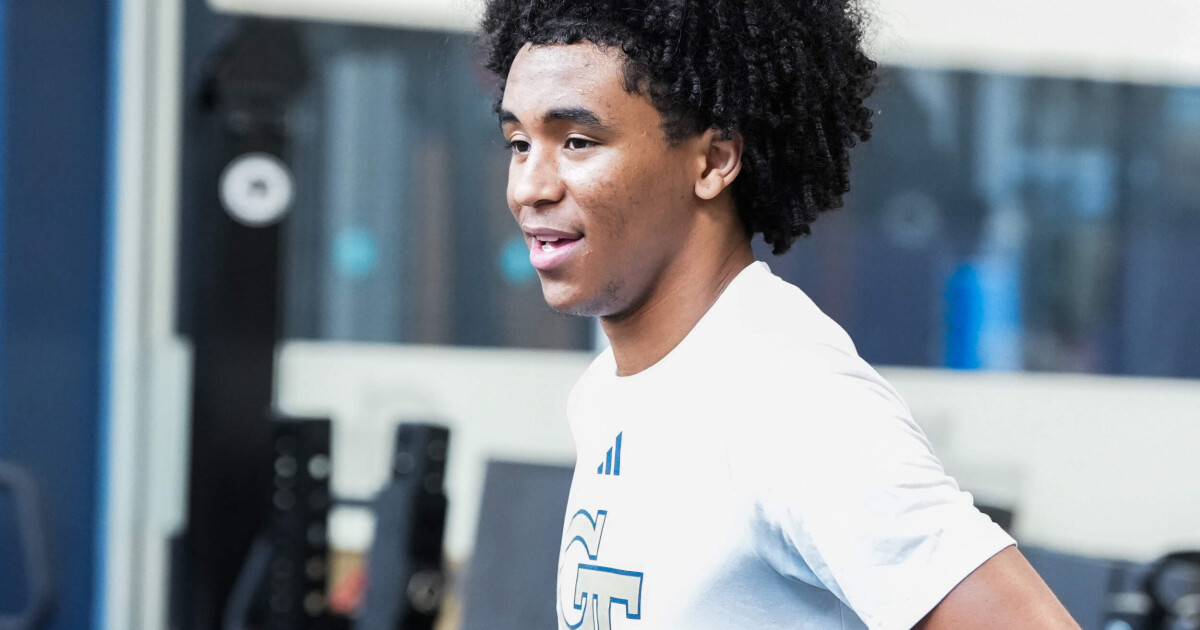 VIDEO: Five Questions with Eric Chatfield, Jr. – Men's Basketball ...