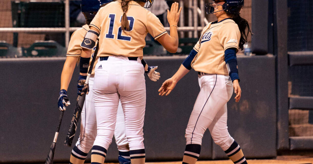 Black Blasts Jackets Past Panthers, 10-1 – Georgia Tech Yellow Jackets
