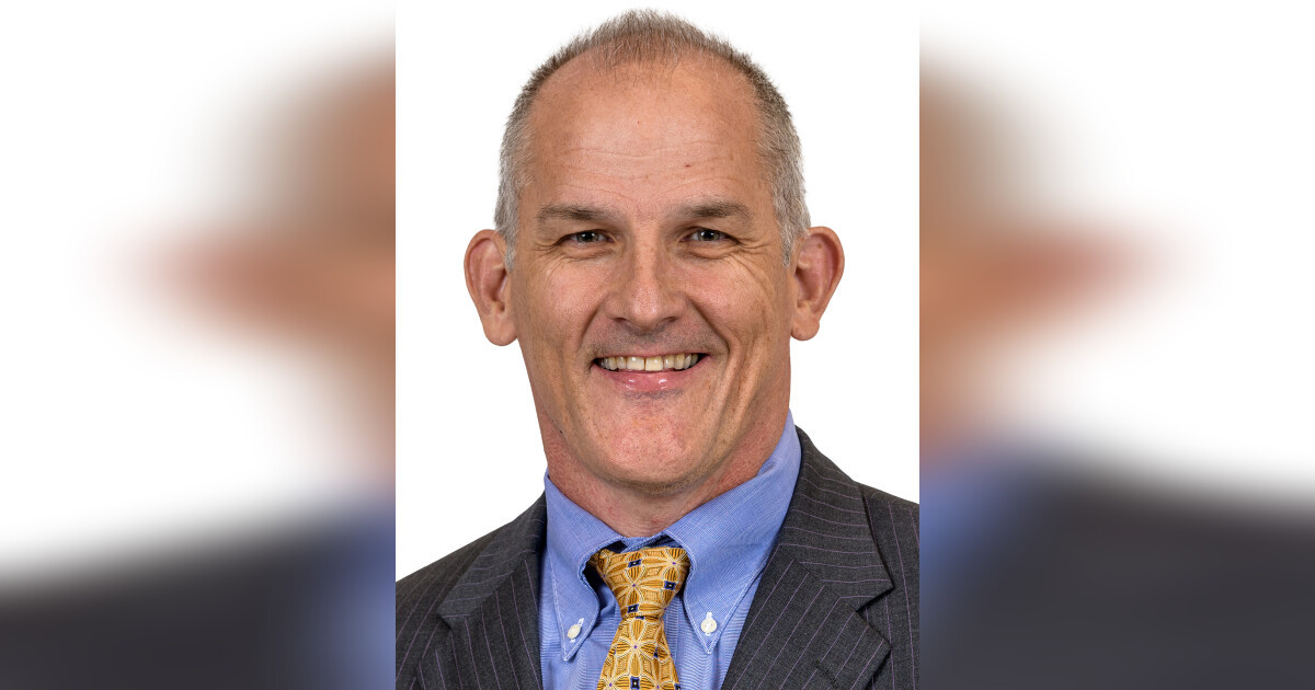 Eric Reveno – Men's Basketball — Georgia Tech Yellow Jackets