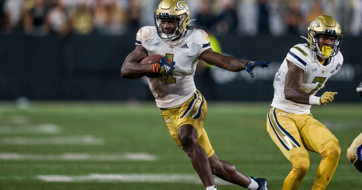 Jackets Fly to Orlando to Take on UCF – Football — Georgia Tech Yellow ...