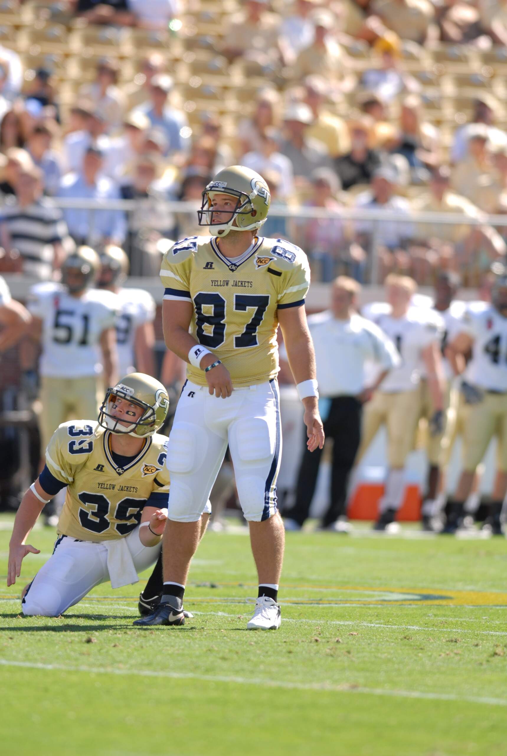 Travis Bell: Football (2004-07) – Athletics — Georgia Tech Yellow Jackets
