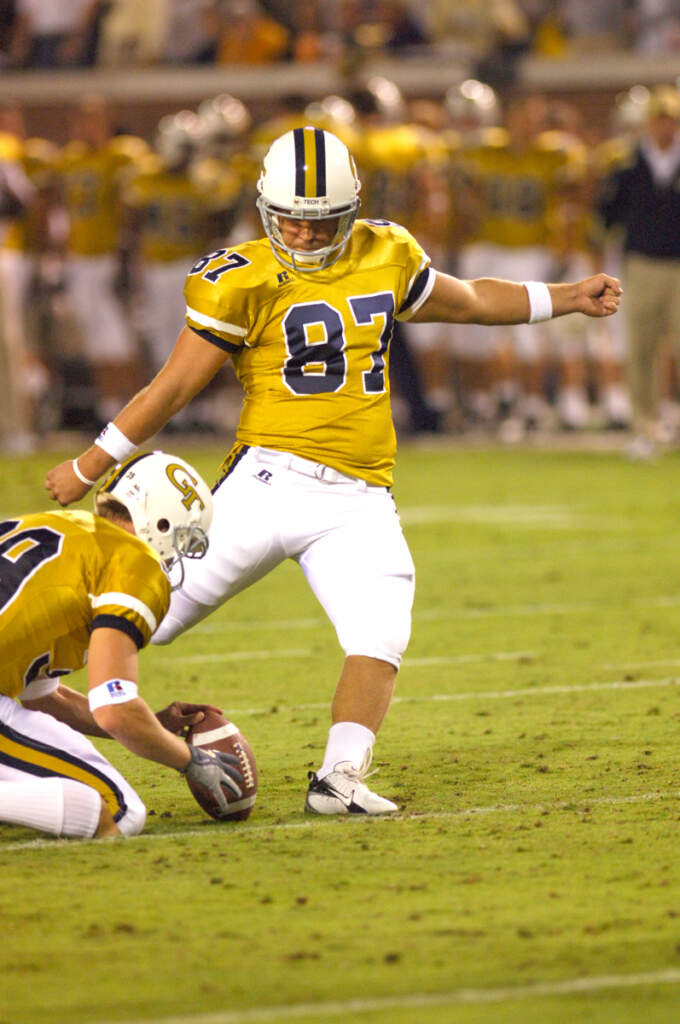 Travis Bell: Hall of Fame Class of 2021 – Athletics — Georgia Tech ...